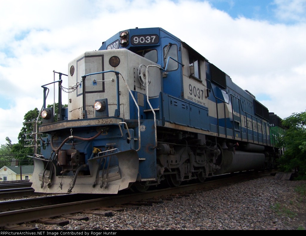 EMD 9037
